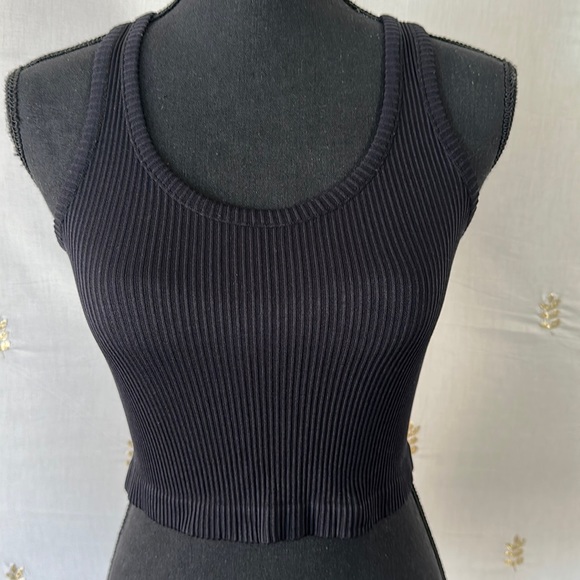 Mono B | Tops | Razorback Cropped Tank | Poshmark